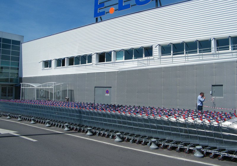 Facade cladding for shopping mall | PROJECTS | Fratelli Mariani